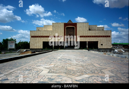 Igor Savitsky Museum (State Museum of Art), Tolepbergen Kayipbergenov ...