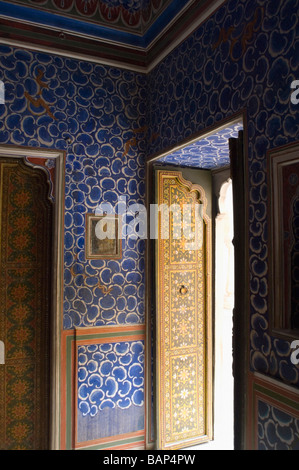 palace, Badal Mahal, at Junagarh Fort in Bikaner, Rajasthan, India ...