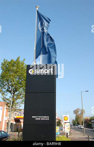 Mercedes Benz, Edgware Rd, Colindale, London Stock Photo - Alamy