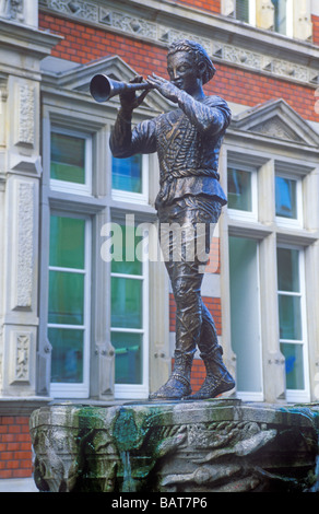 statue of the Pied Piper of Hamelin in Hameln, Germany Stock Photo - Alamy