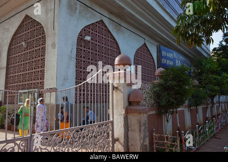 Hajj Committee Haj House Mumbai India Stock Photo - Alamy