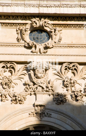 London, England, UK. Decorative keystone above the door of Quadrant ...