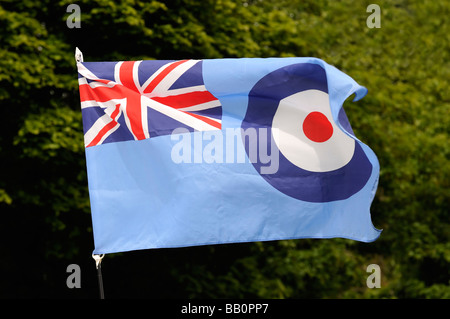 British Royal Air Force emblem of an eagle and crown Stock Photo - Alamy