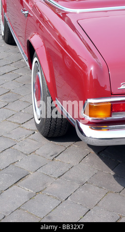 Rear view of a Mercedes Benz 280 SE 3.5 at The Berkshire Motor Show in ...