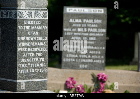 Titanic Grave Site, Fairview Lawn Cemetery, Halifax, Nova Scotia ...