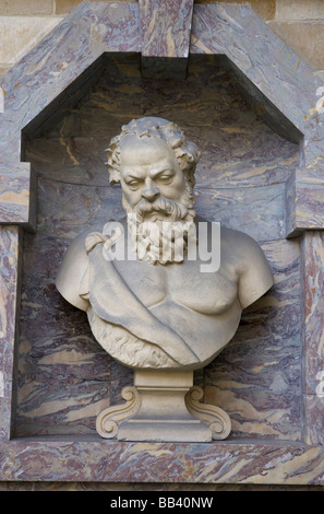 Belgium, Antwerp. House of Rubens, Statue of Neptune Stock Photo - Alamy