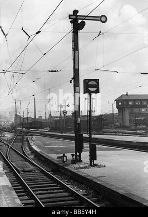 transport / transportation, railway, signalling, main signal en route ...