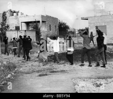events, Six-Day War, 5.- 10.6.1967, destroyed gun and artillery tractor ...