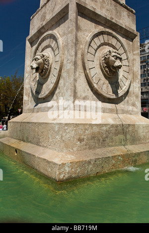 Terazije square in Belgrade with the Hotel Moskva in the background ...