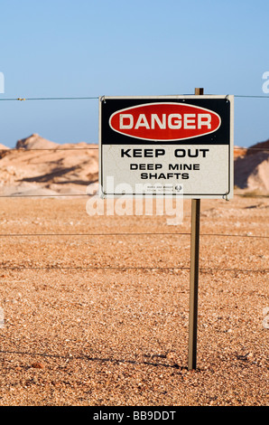Mine shaft warning sign-Coober Pedy-SA-Australia Stock Photo - Alamy
