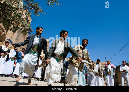 Swords dance, jambiya dance, Yemen Stock Photo - Alamy