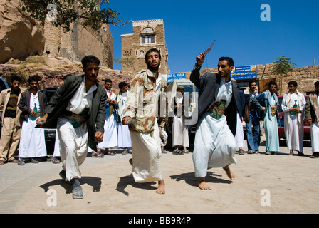 Swords dance, jambiya dance, Yemen Stock Photo - Alamy