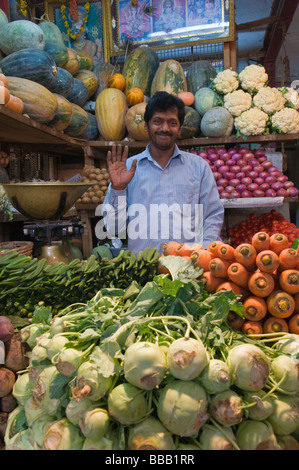 Russell Market, Bangalore, India Stock Photo - Alamy