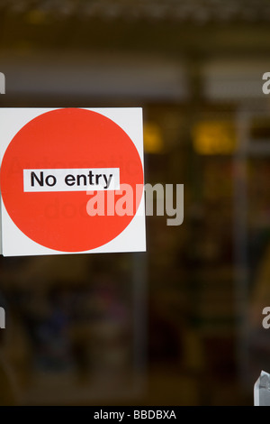 No Entry sign on door Stock Photo - Alamy