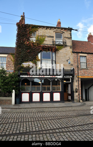 The Sun Inn, Victorian Pub at Beamish Open Air Museum Stock Photo - Alamy