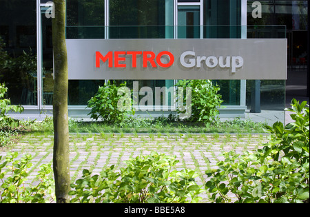 Metro group headquarters at Dusseldorf Stock Photo - Alamy