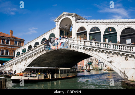 Venice, Rialto bridge, Ponte de Rialto, Italy, Venetia Stock Photo - Alamy