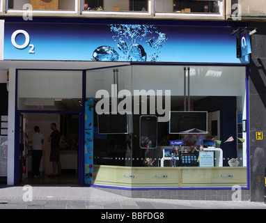 o2 retail mobile phone store window display and shopfront within ...