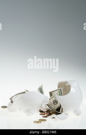 Smashed Piggy Bank Stock Photo - Alamy
