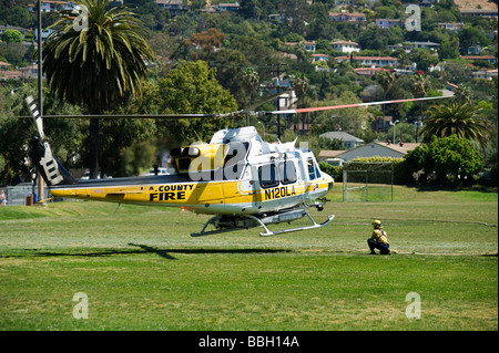 LA County Fire fighting helicopter flies in skies above Santa Barbara ...