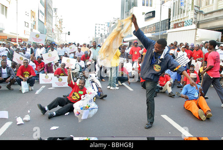Some 5000 members of the South African Municipal Workers Union SAMWU ...