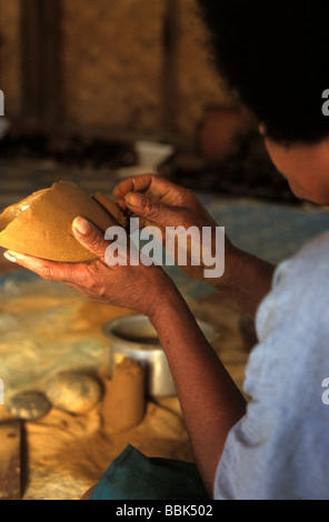Fijian Pottery Making Stock Photo - Alamy