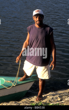 pottery at nasilai rewa village fiji Stock Photo - Alamy