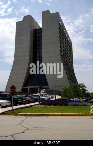 Fermilab building. Robert Rathbun Wilson Hall, the 16-storey ...