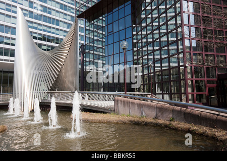 Fountain in front of the City-Hochhaus skyscraper of the DZ Bank, also ...