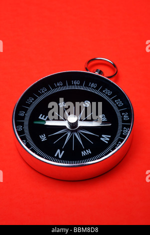 compass with needle pointing north Stock Photo - Alamy