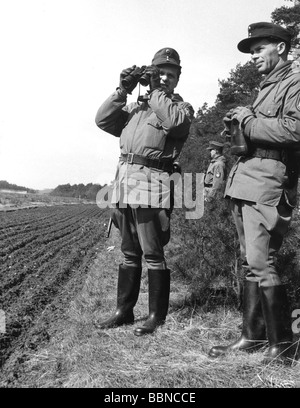 police, Germany, Federal Border Guard, policemen lined up, early 1956 ...