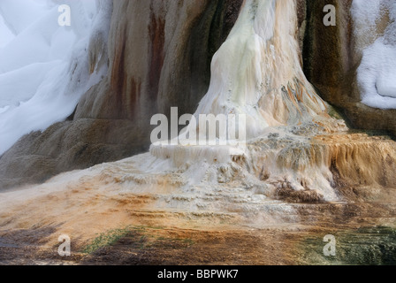 Orange Spring Mound, Upper Terrace Drive, Mammoth Hot Springs ...