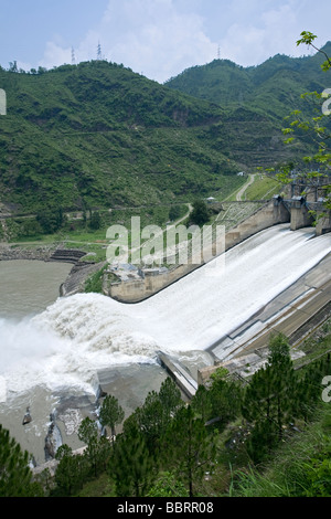 Pandoh dam. Near Tandi. Himachal Pradesh. India Stock Photo - Alamy