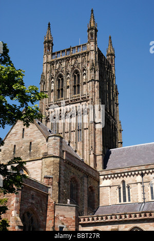 Worcester Cathedral from College Green, Worcester, Worcestershire ...