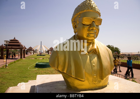 MGR Politician statue chennai tamil nadu India Asia Stock Photo - Alamy