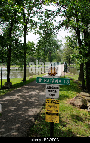 ILLINOIS Batavia Sign for Fox River Trail East bike path mile 25 ...
