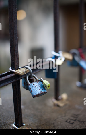 Lock bridge in Prague, Czech Republic Stock Photo - Alamy