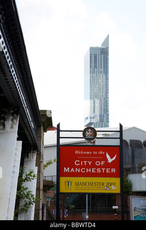 Welcome to the City of Manchester sign Manchester UK Stock Photo - Alamy