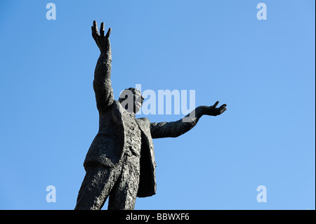 Dublin, Ireland - Statue of Jim Larkin in front of the main post office ...