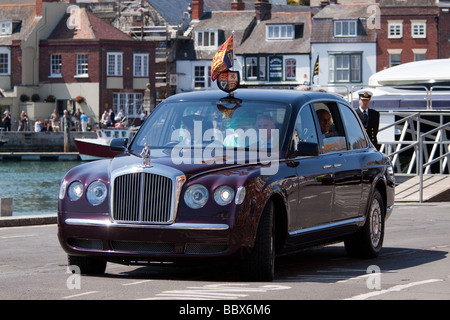 Queen Elizabeth II s Bentley car travelling down the Royal Mile for an ...