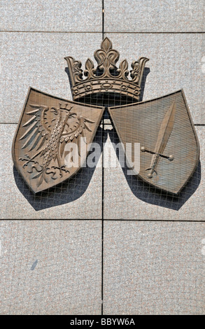 The coat of arms of the city of Essen is a heraldic speciality: It ...