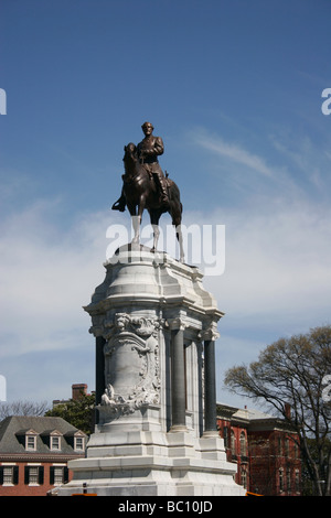 Robert E Lee statue Richmond Virginia Stock Photo - Alamy