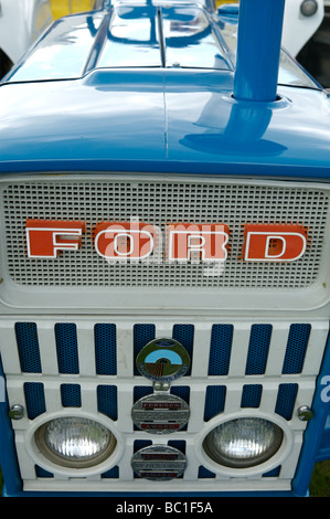 vintage ford tractor front grill logo Stock Photo - Alamy
