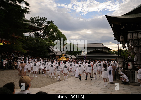 Mikoshi carriers starting the Shinko-sai (Parade from Yasaka Shrine to ...