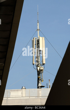 mobile phones antenna relay station Stock Photo - Alamy