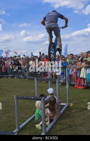 Mountain Bike Trials Rider Stock Photo - Alamy