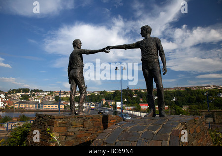 The 'Hands across the Divide' sculpture by Maurice Harron in Carlisle Street, Londonderry ...