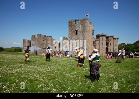 The Marcher Stuarts, a group of medieval performers re-enact a battle ...