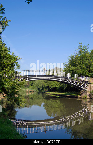 the 1820 gallows bridge crossing the grand union canal, brentford ...