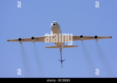 An Israeli Air Force Boeing 707 tanker trails its hose line after in ...